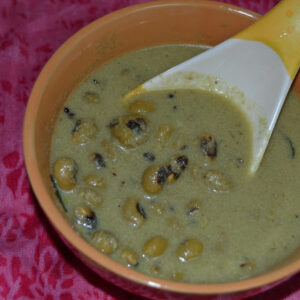 Vellapayar/ Vanpayar Curry | Black Eyed Beans Curry - The Big Sweet Tooth