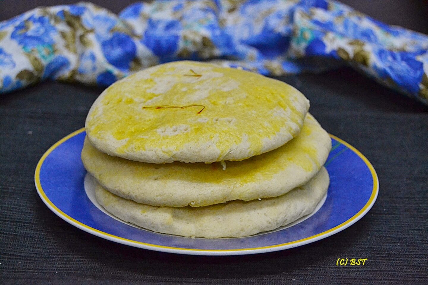 Sheermal/ Shirmal ~ Saffron Flavored Flatbread - The Big Sweet Tooth