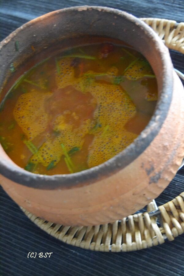 Thakkali Rasam/ Tomato Rasam - The Big Sweet Tooth