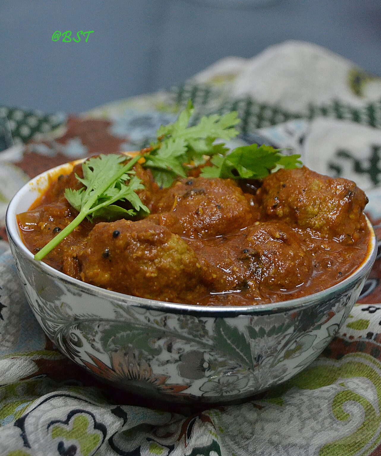 Meatball (Kofta) Curry - The Big Sweet Tooth