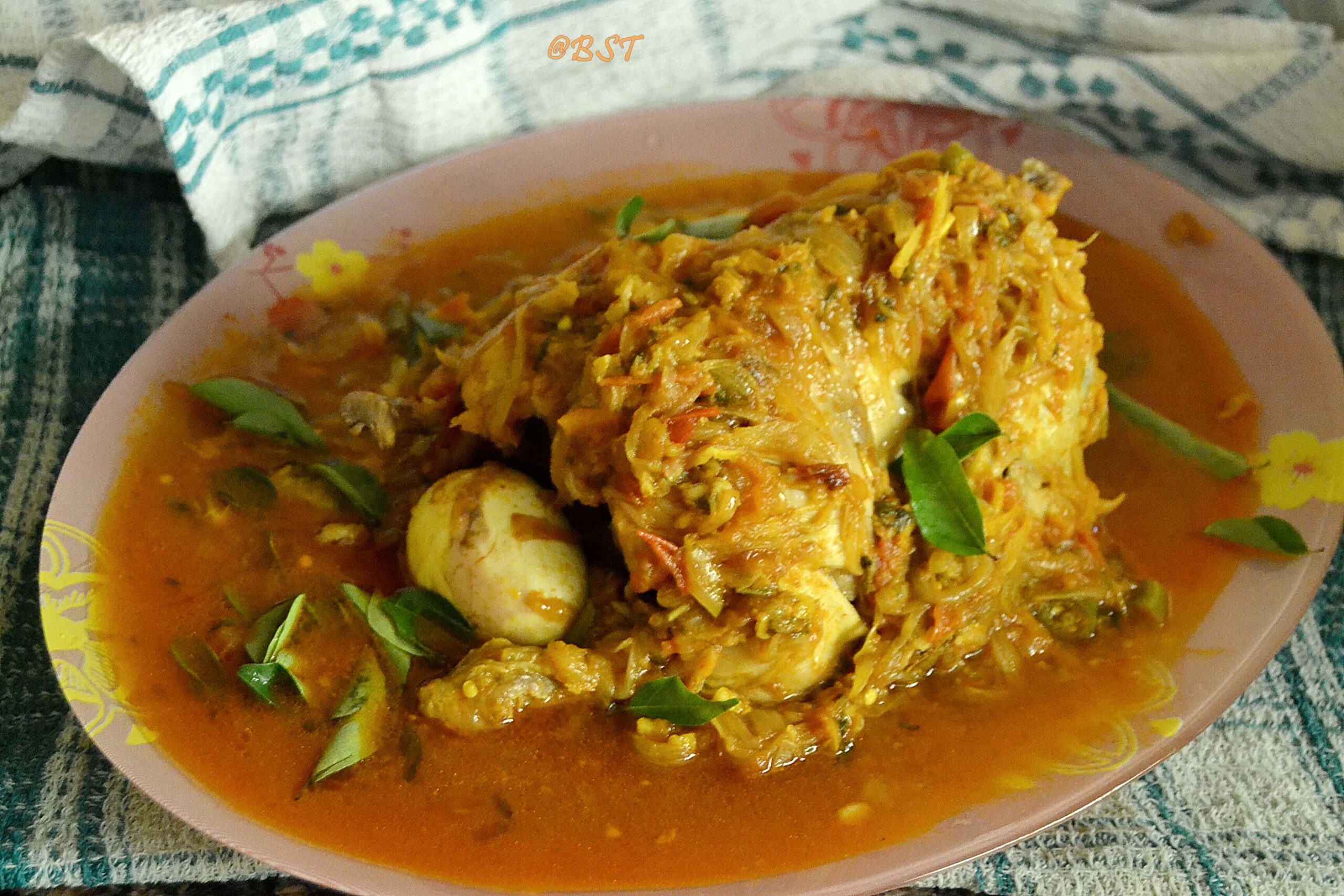 Kozhi Nirachathu ~ Malabar Stuffed Chicken with Gravy - The Big Sweet Tooth
