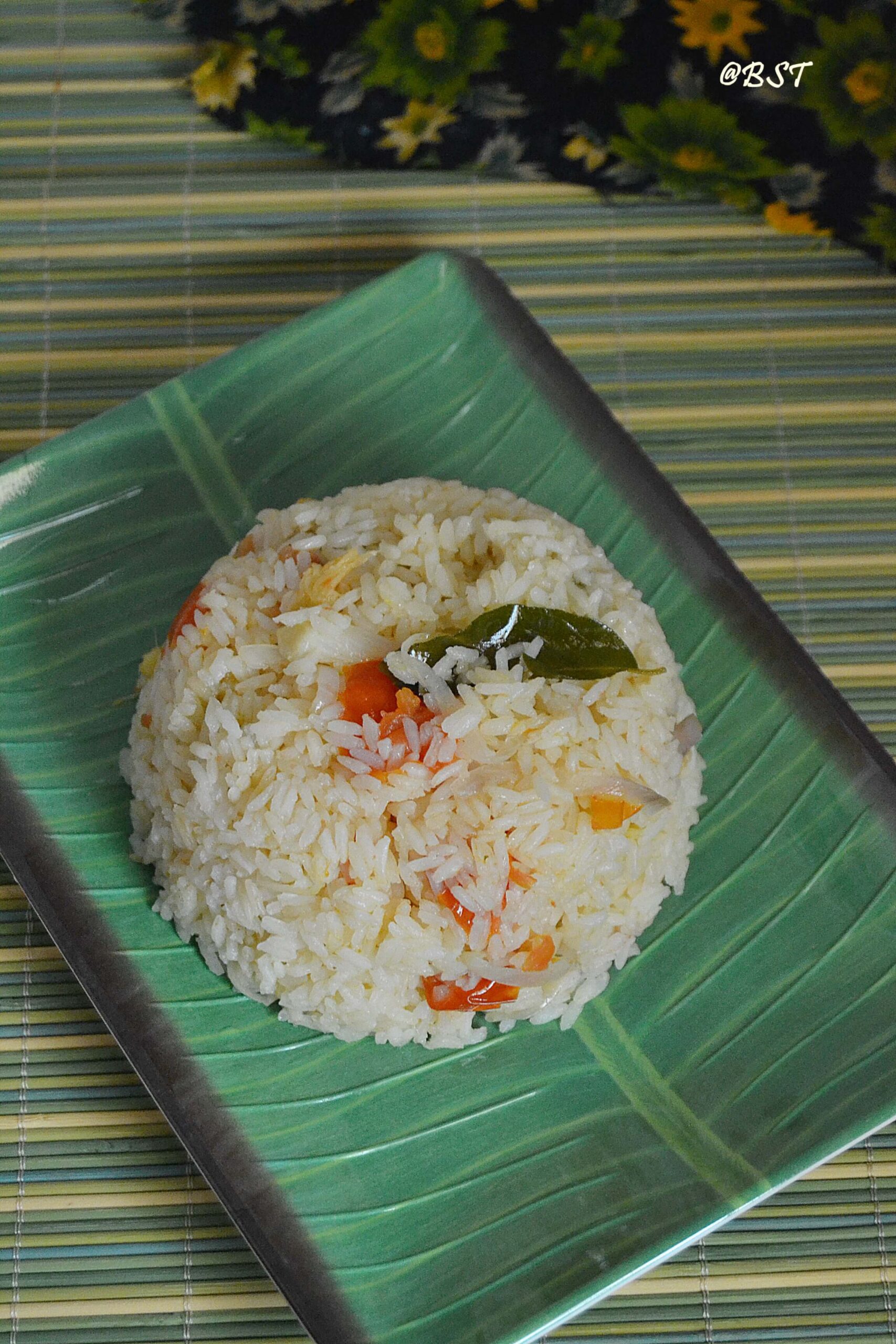 Thakkali Neychoru ~ Tomato Ghee Rice - The Big Sweet Tooth