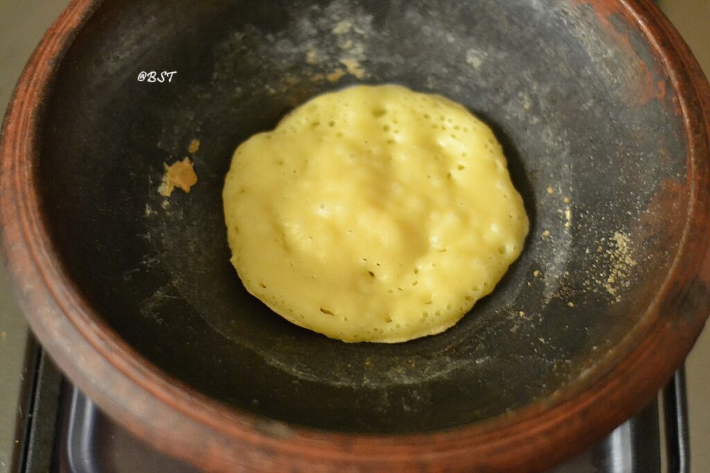 Pola | Maida Ottada | Mutta Pathiri ~ Malabar Style Pancake - The Big ...