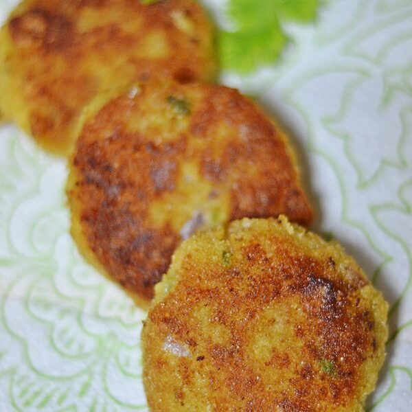 Cheesy Rice Cutlets - The Big Sweet Tooth