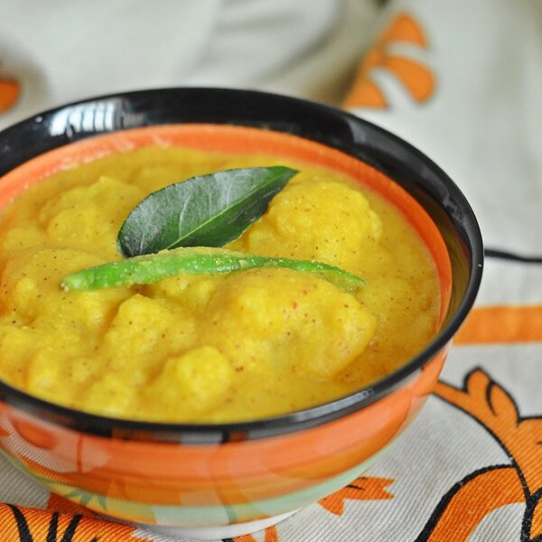 Bangala Dumpa Kurma ~ Andhra Potato Curry - The Big Sweet Tooth