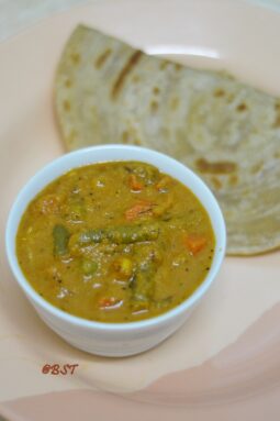 Vegetable Kurma | Cheat Version! - The Big Sweet Tooth