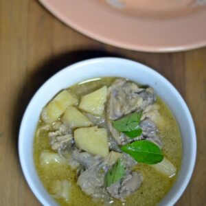 Kozhi Ishtu ~ Kerala Chicken Stew - The Big Sweet Tooth