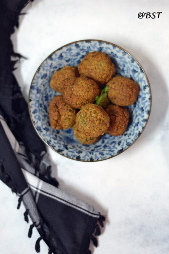 Falafel {using Chickpeas} - The Big Sweet Tooth