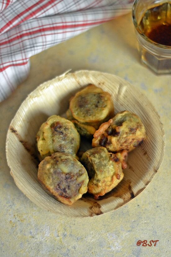 Sugiyan / Sukhiyan | Green Gram Jaggery Dumplings - The Big Sweet Tooth