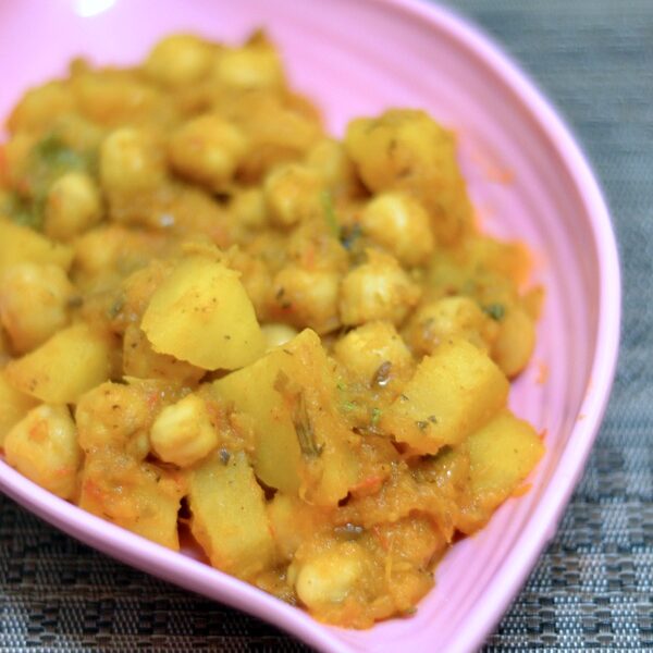 Aloo Chana Masala | Aloo Choley ~ Chickpeas with Potato - The Big Sweet ...