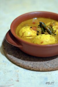 Sri Lankan Egg Curry - The Big Sweet Tooth