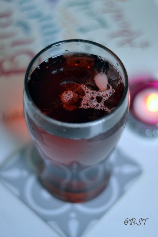 Iced Hibiscus Tea - The Big Sweet Tooth